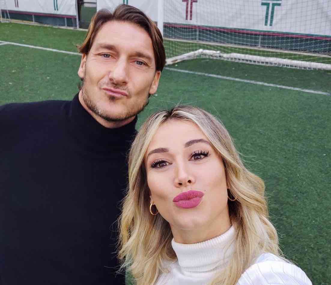 Diletta Leotta in clima derby con Totti: torna la selfie esultanza ...